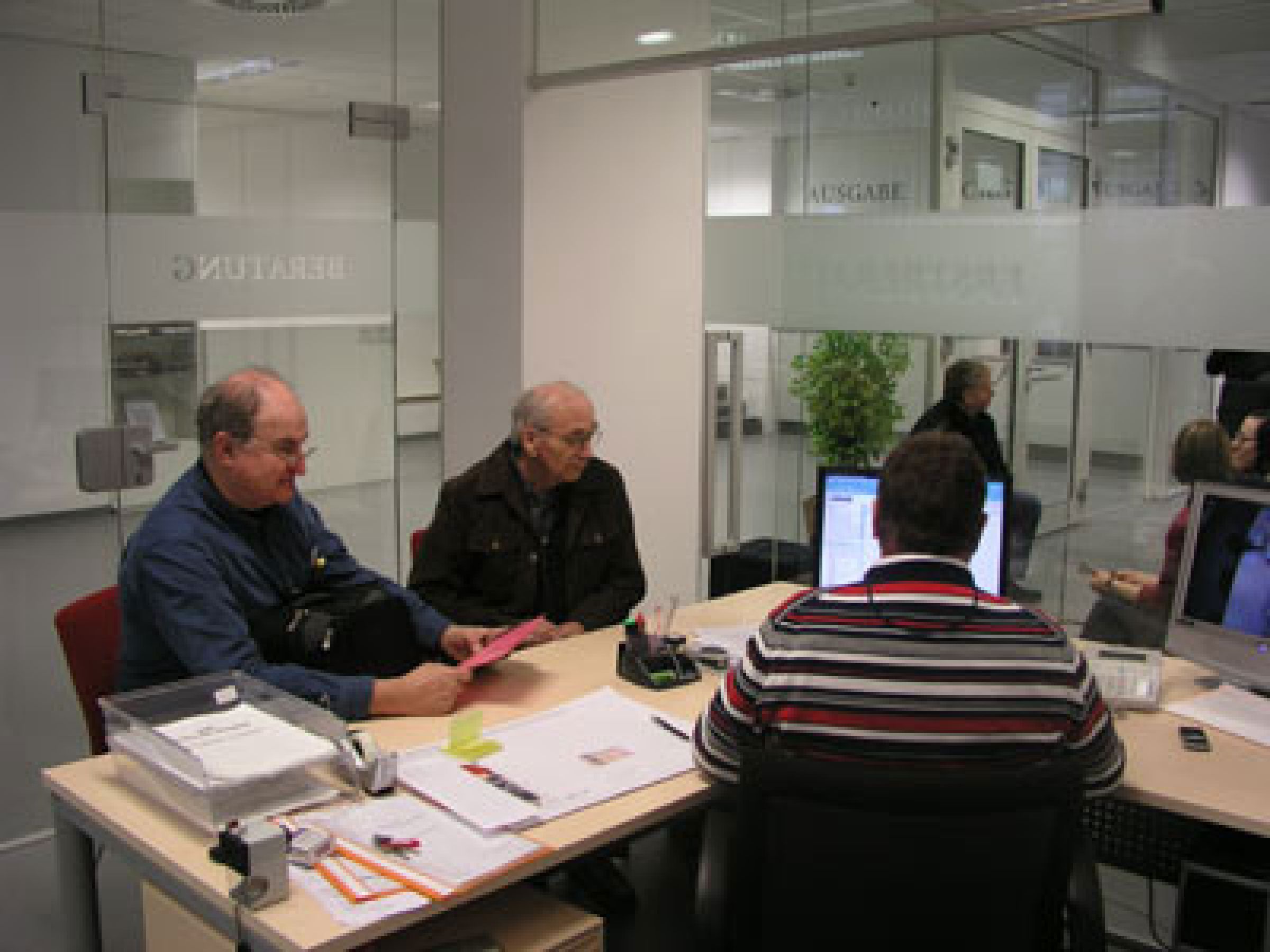 Wie benutze ich das Archiv? - ÖSTA