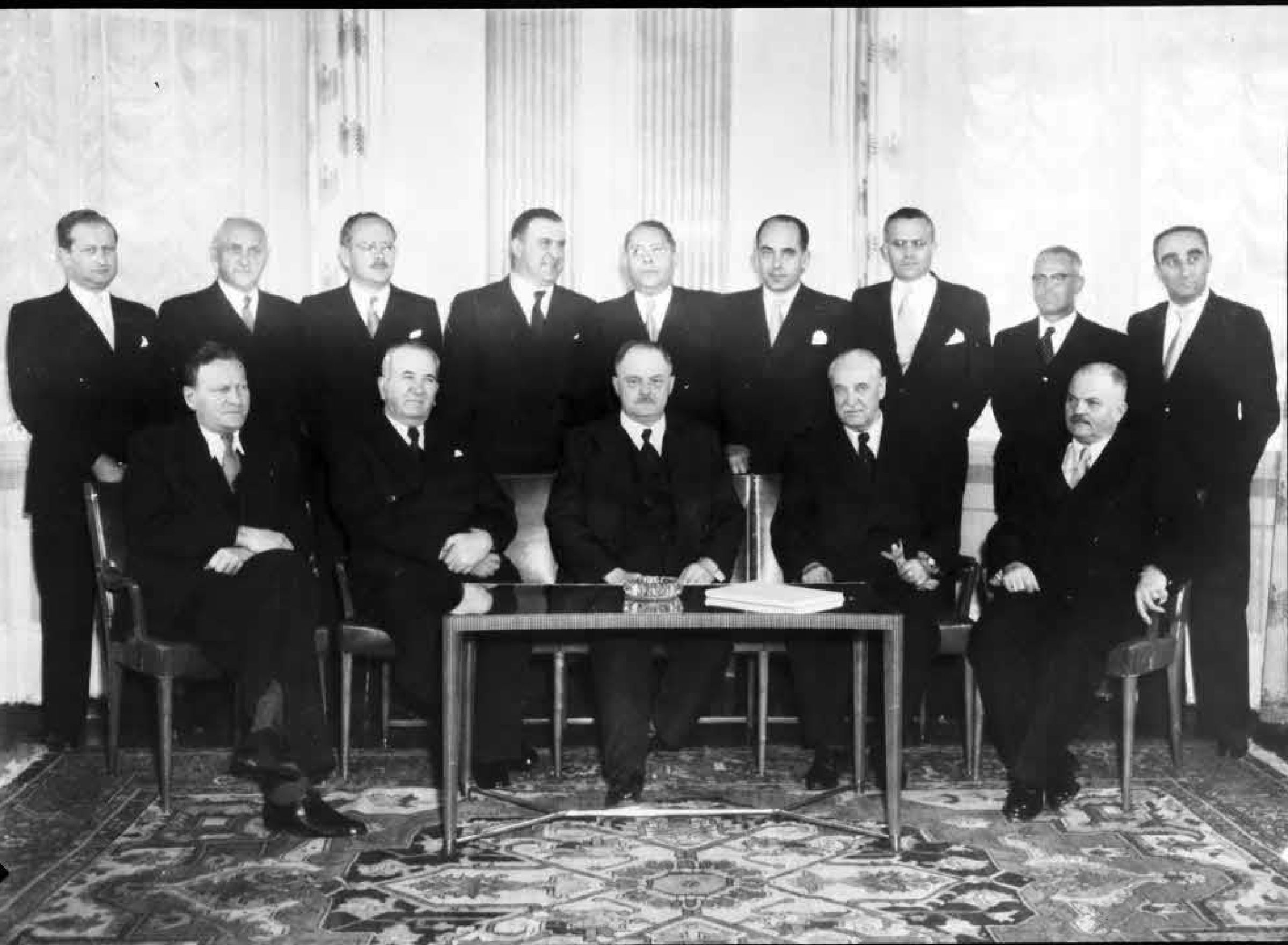 "Wenn es so anfängt, dann hören wir gleich wieder auf!" - ÖSTA